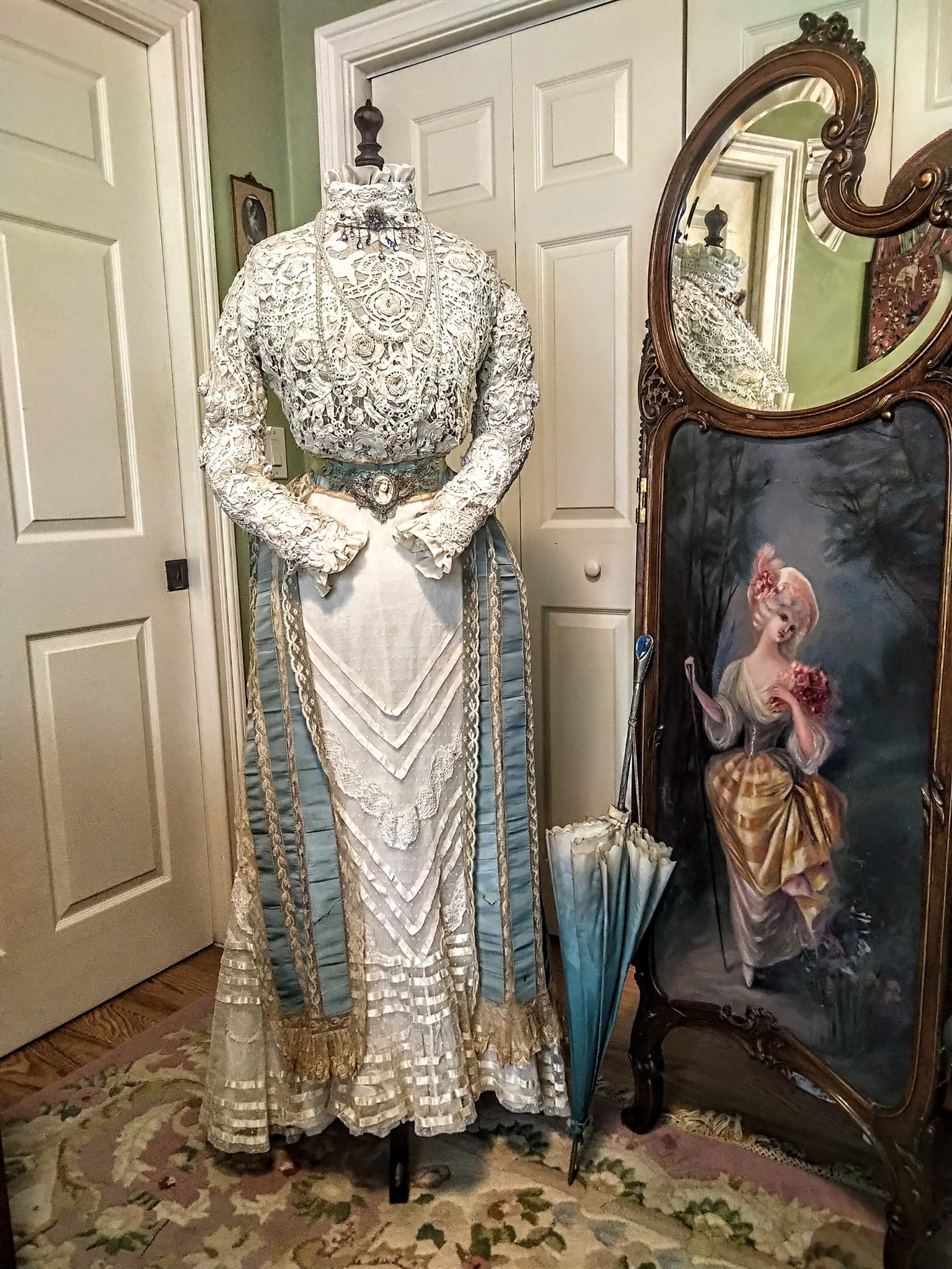 Irish Lace Crochet Bodice – Edwardian Lady Gwendolyn Lilliette Garland